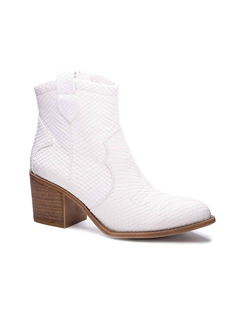 Women’s Boots On Sale Up To 90% Off Retail | ThredUp